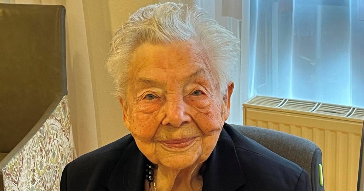 Oudste inwoonster van Brunssum mag 105 kaarsjes uitblazen | ZO-NWS